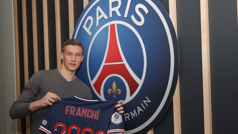 Denis Franchi z kontraktem